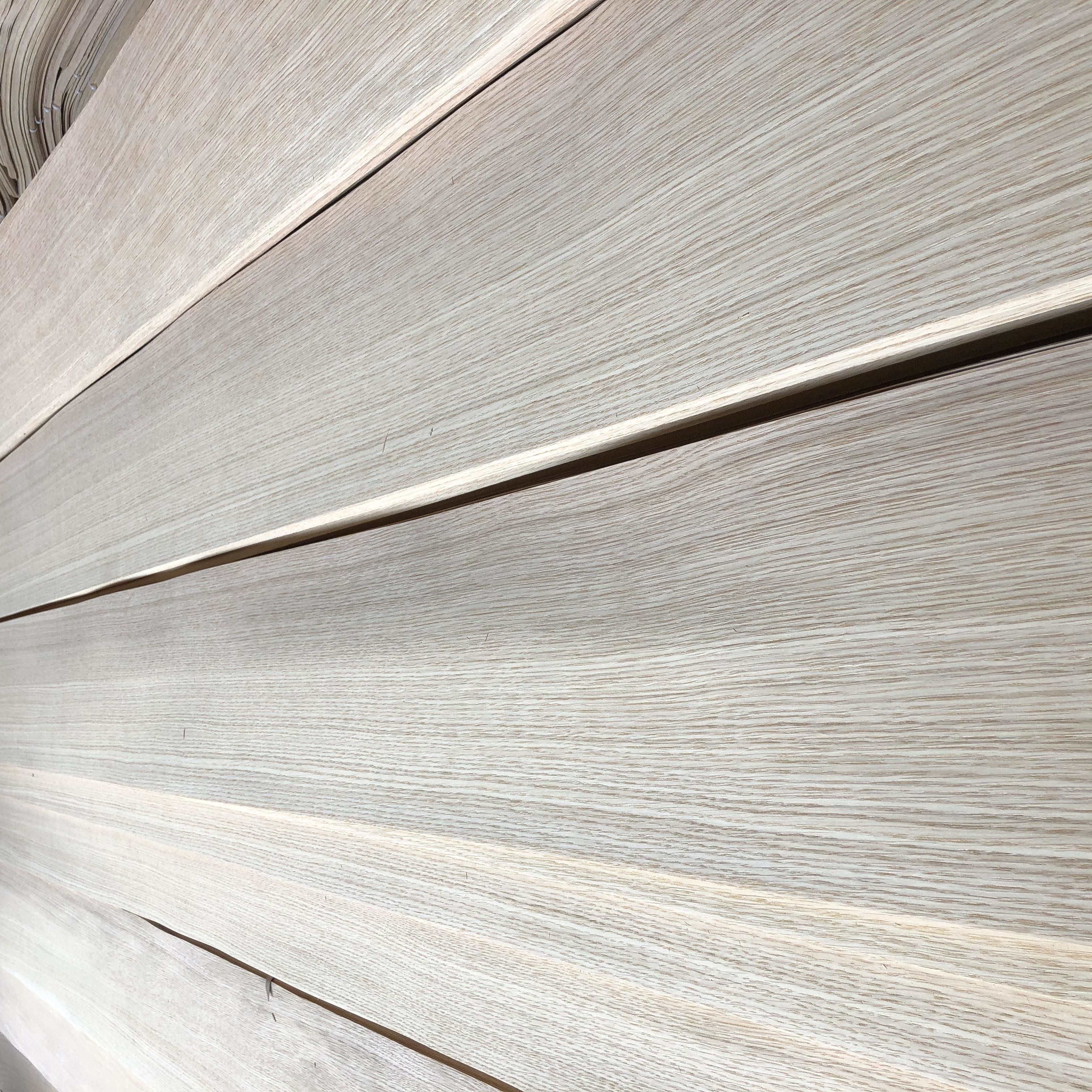 Wholesale AA Natural White Oak Wood Veneer 0.45mm Oak Veneers Wood ...